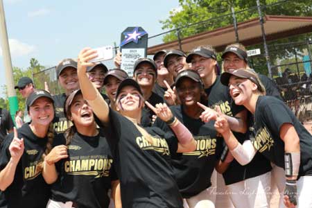 Knights Softball Dominates SSAC Tournament